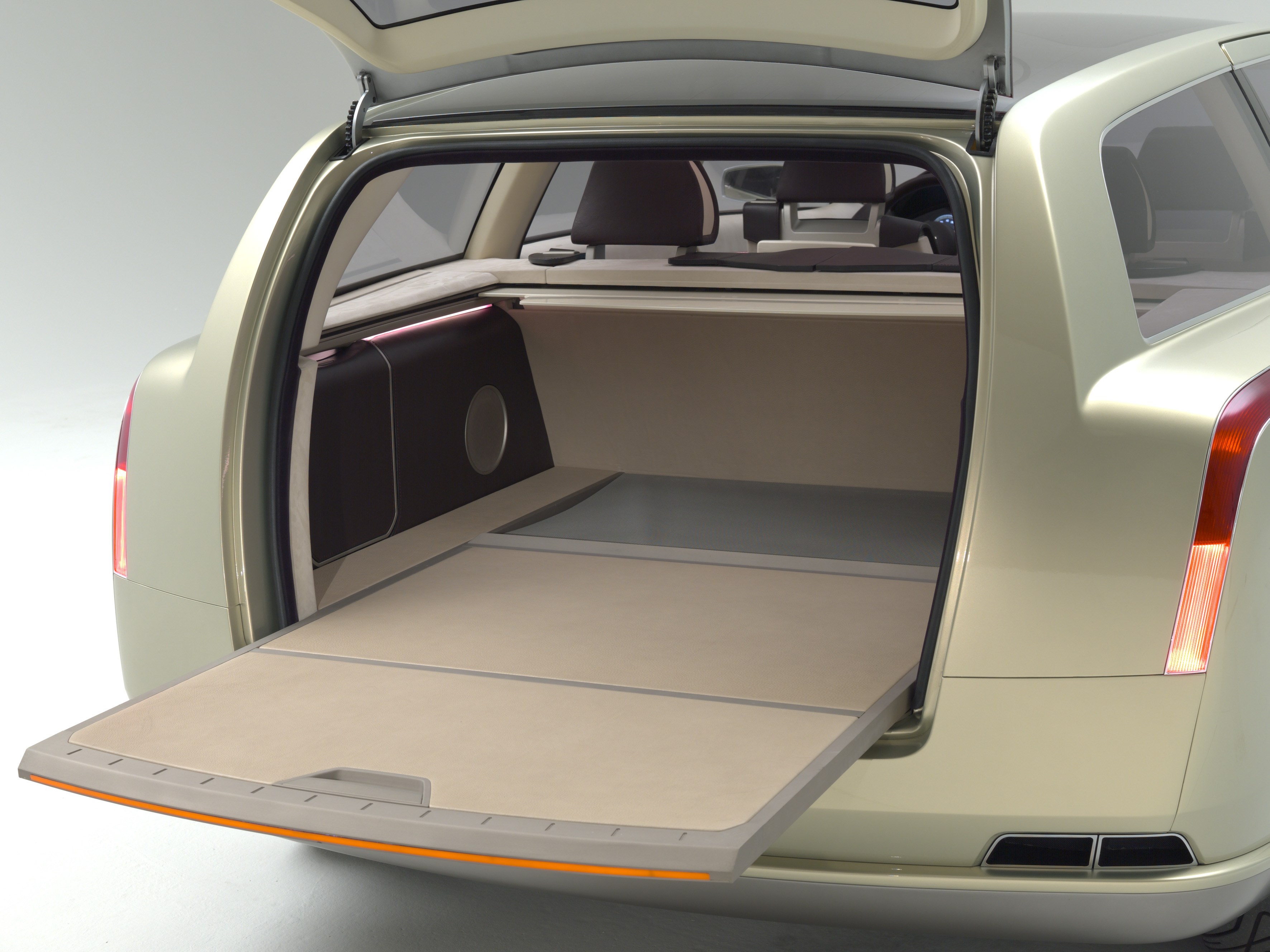 Volvo VCC, 2003 | radicalmag