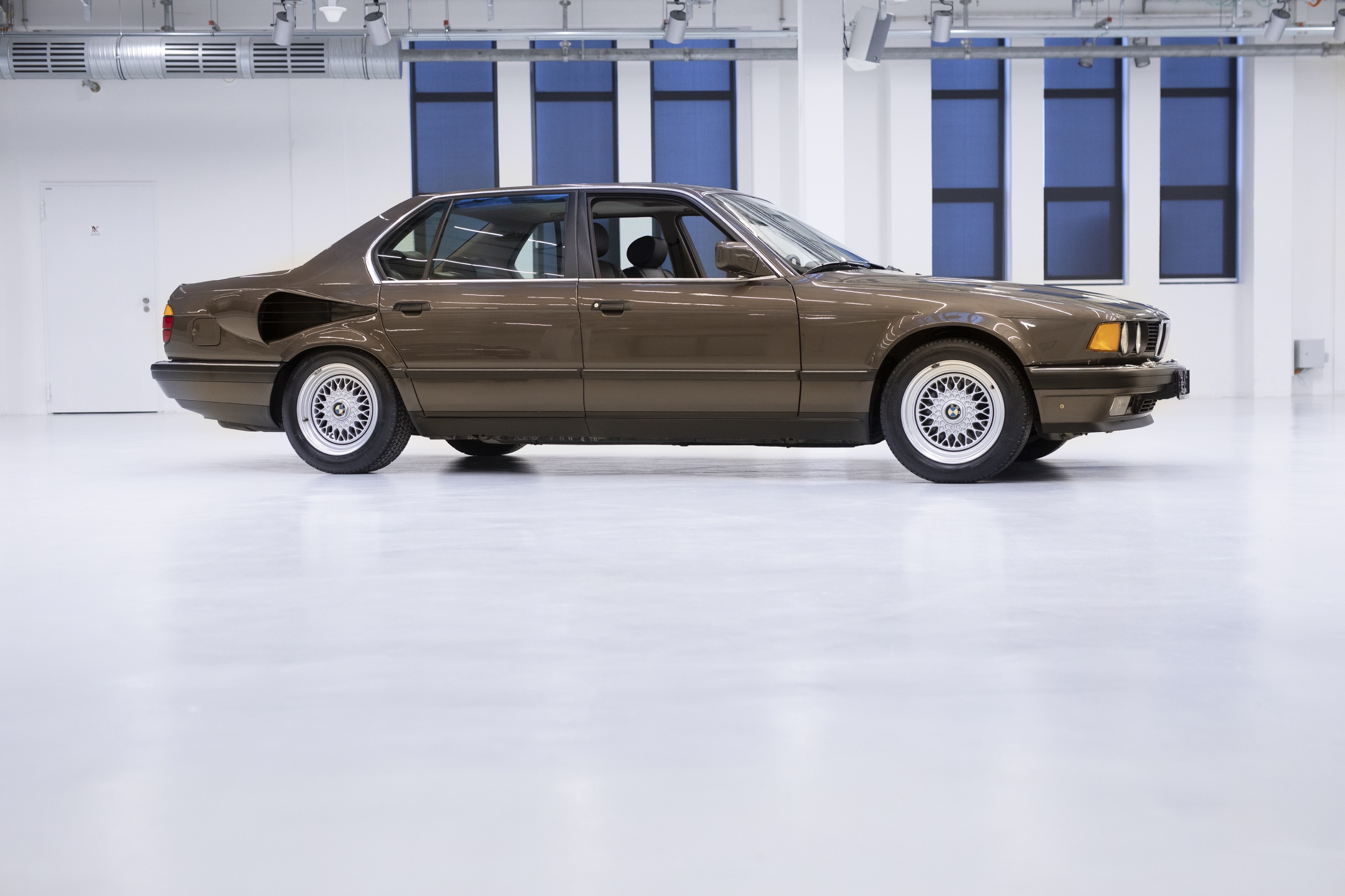 BMW V16 - «Goldfisch» | radicalmag V12 V16 W18