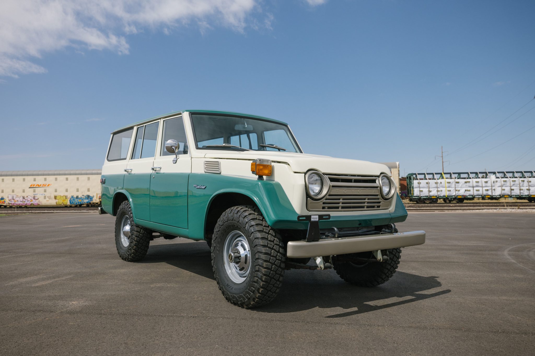 Toyota Land Cruiser (4) | radicalmag FJ55 History