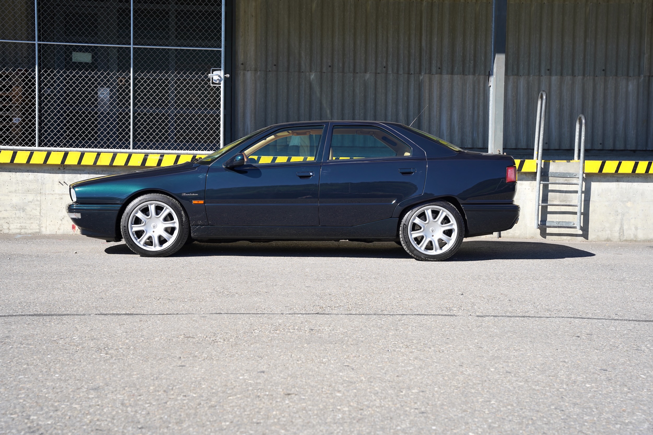 Experience Maserati Quattroporte V8 3.2 Evo (1999) | radicalmag
