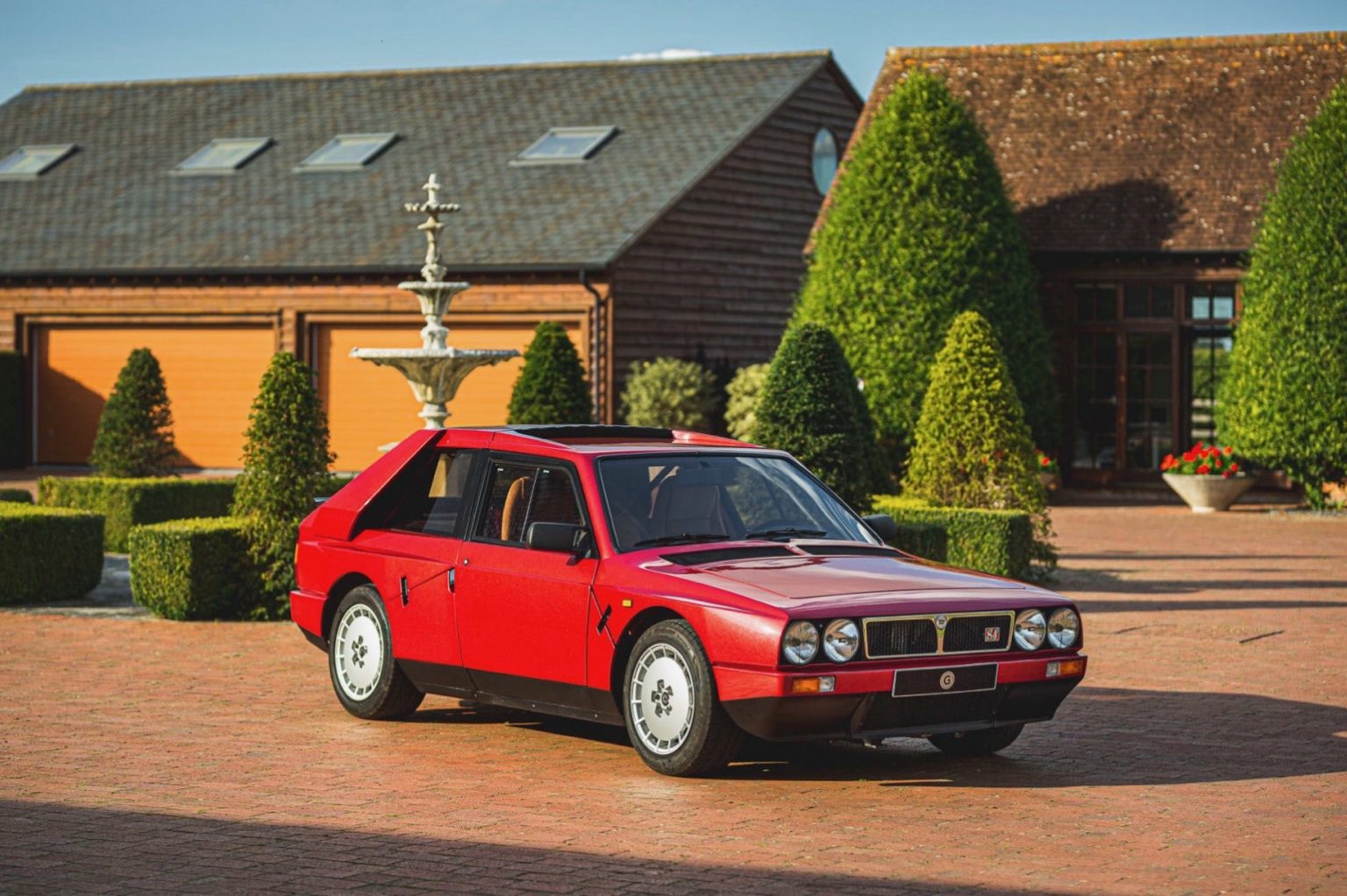 Lancia Delta S4 | radicalmag Classics Supercar Sammlung