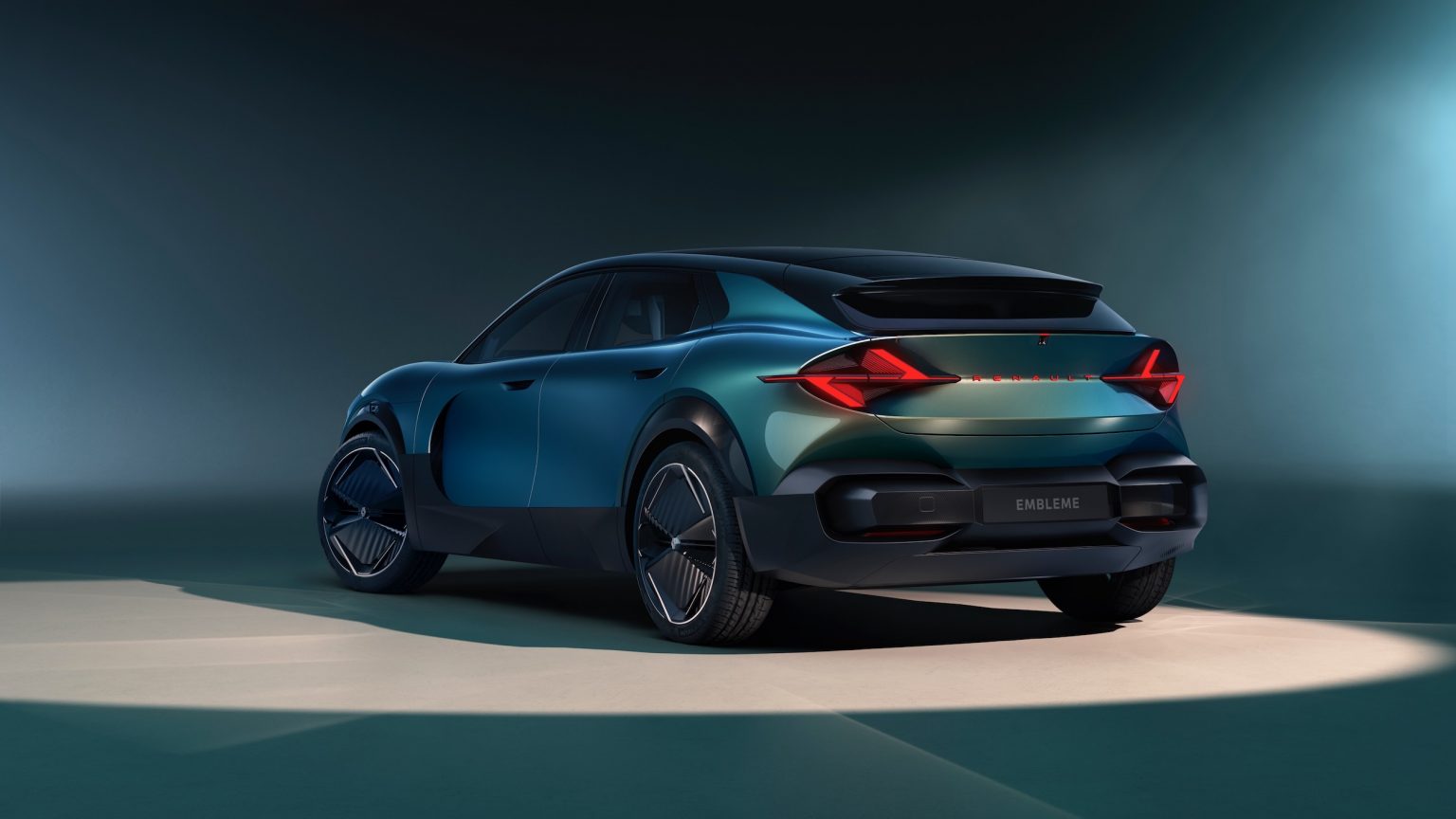 Gilles Vidal, Chief Designer Renault | radicalmag Interview