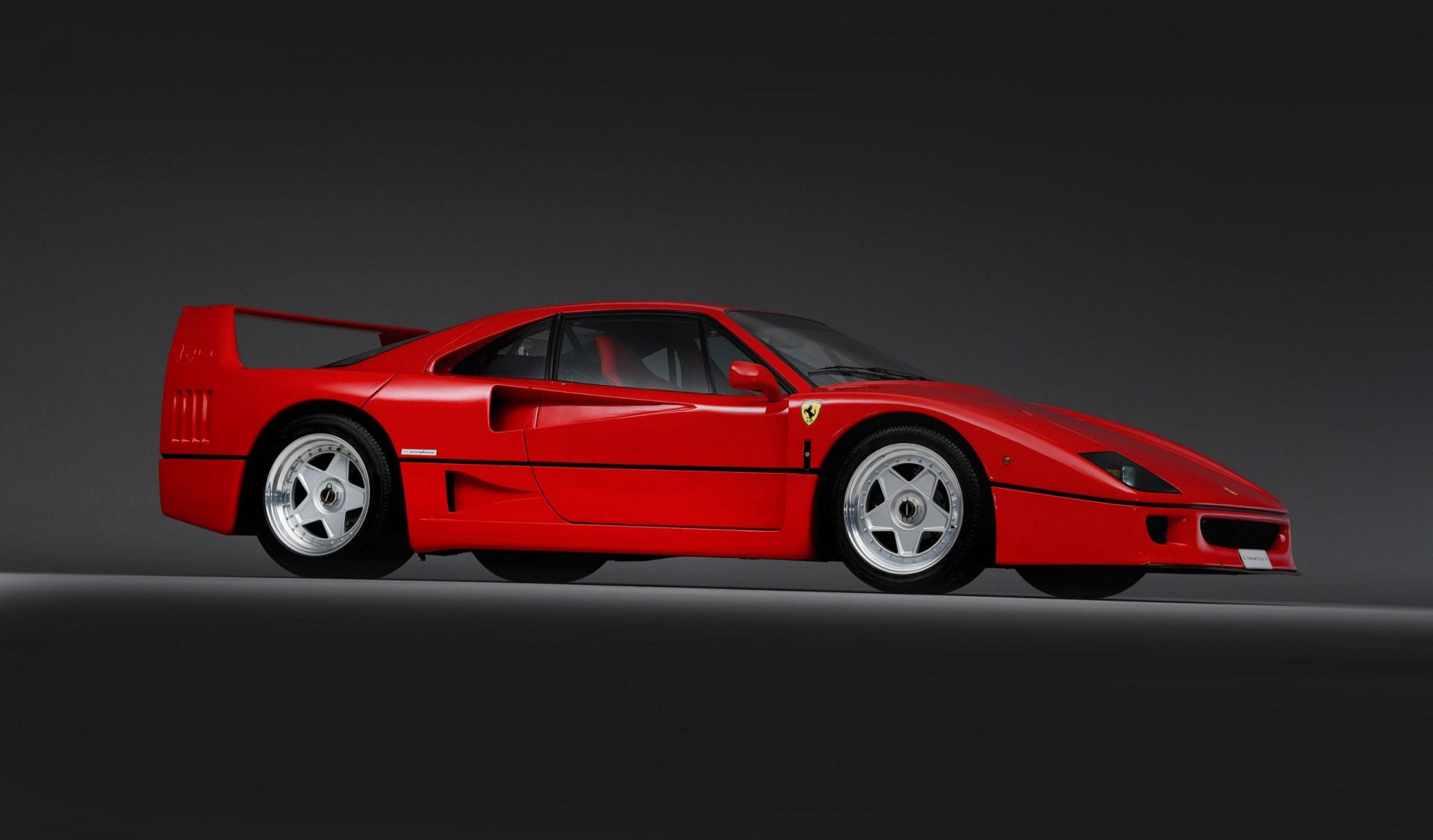 Ferrari F40 – #79763 | radicalmag classics collection